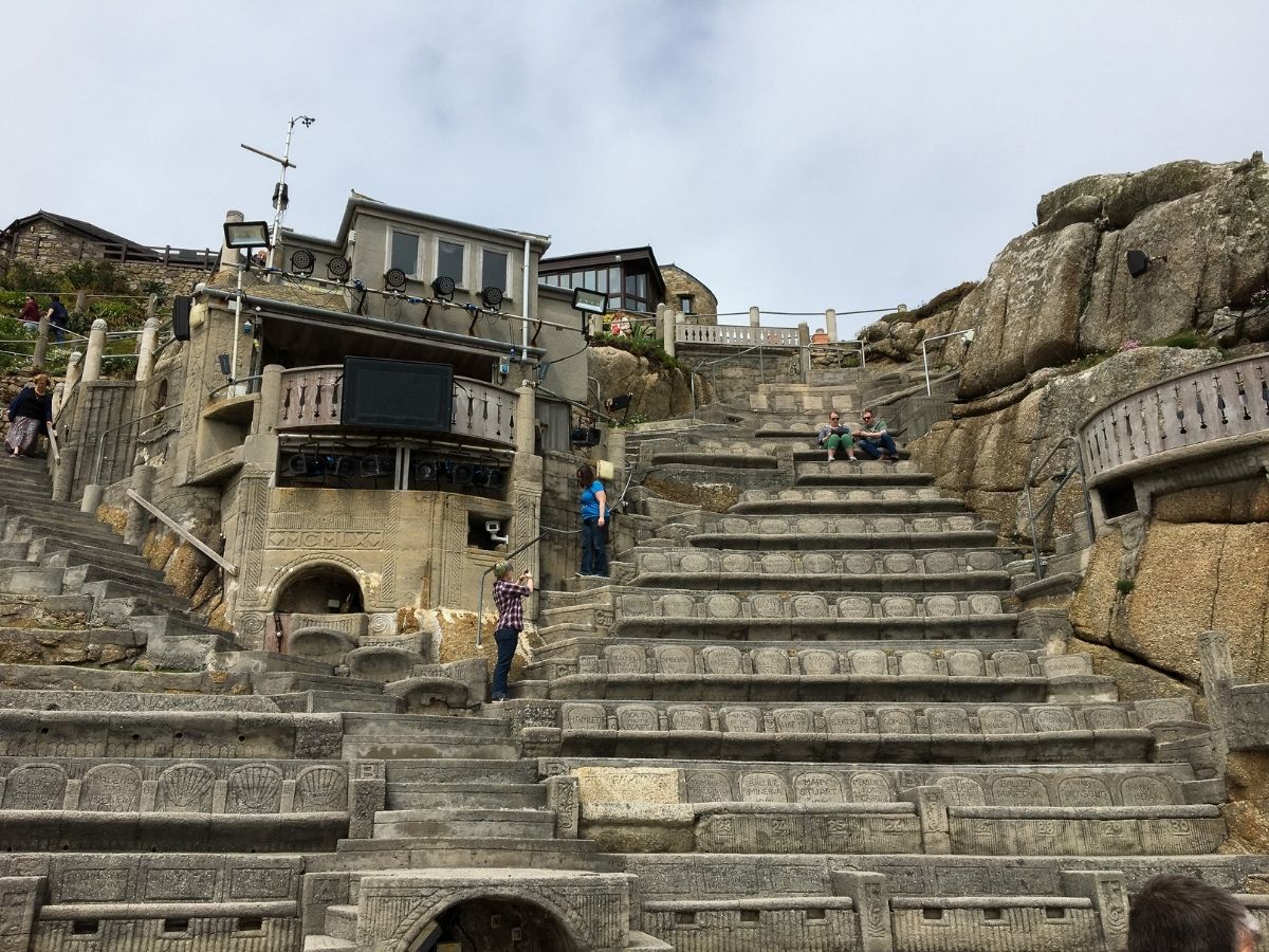 Minack Theatre: A guide to visiting and our review - Lost In Cornwall